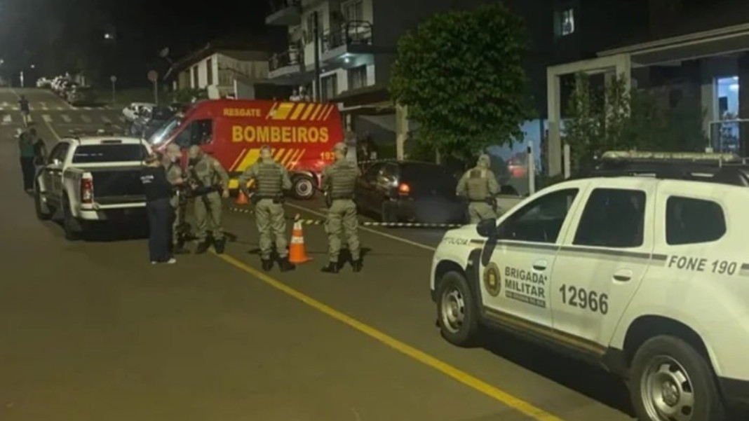 Homem é morto dentro de carro por criminoso em Marau