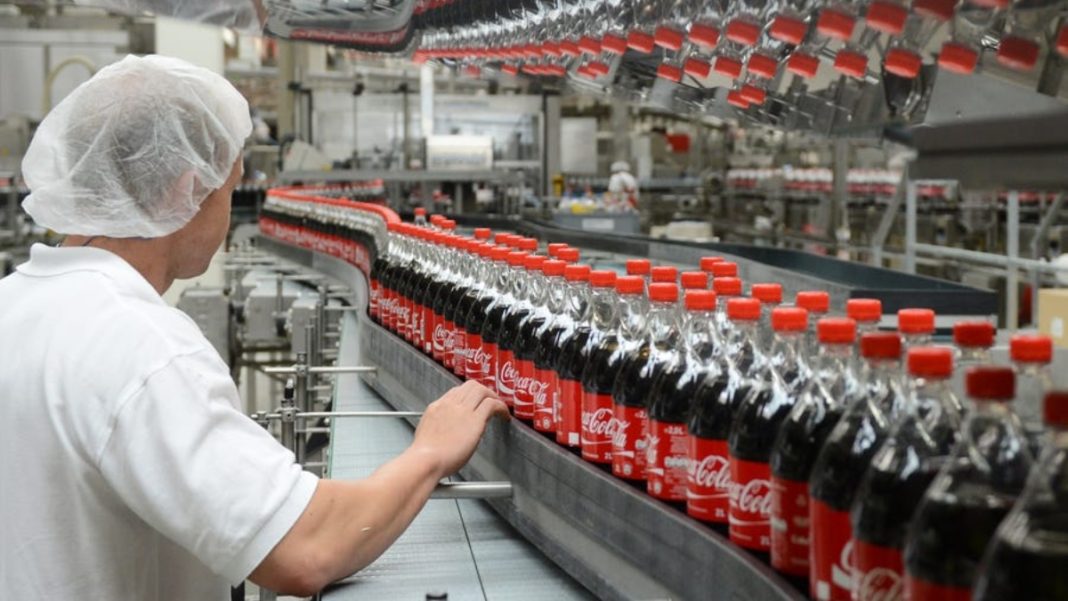 Coca-Cola anuncia fim de operação? Entenda o que realmente muda no Brasil