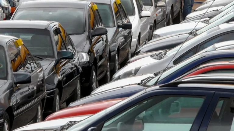Tenho nome sujo, posso financiar carro pelo Move Brasil? Saiba resposta